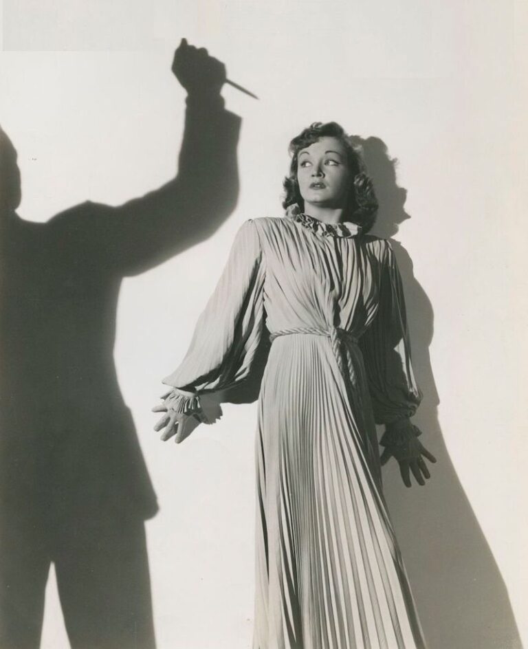 MY NAME IS JULIA ROSS (1945) • Frame Rated