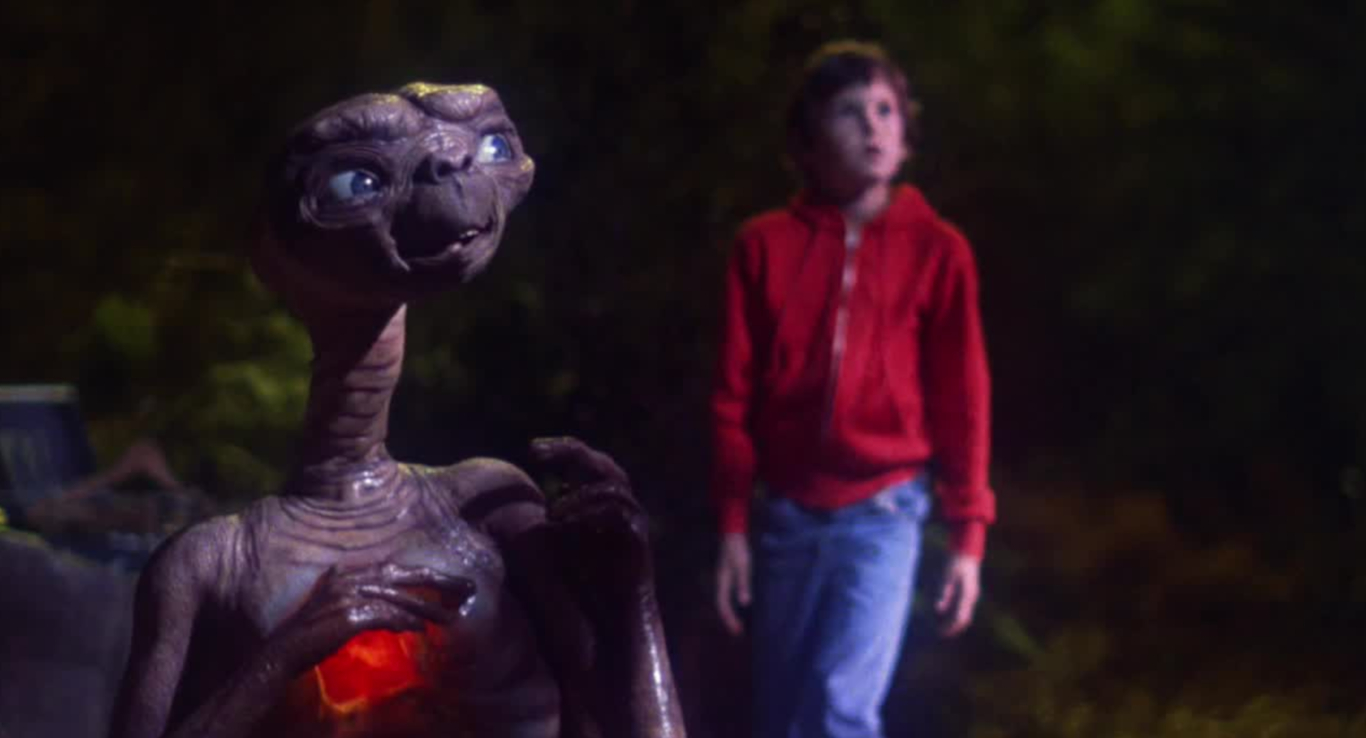 E.T. THE EXTRA-TERRESTRIAL (1982) • Frame Rated
